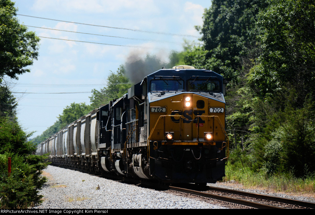 CSX 702 Q438